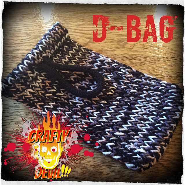 Ravelry: D-Bag pattern by Derek Buddemeyer