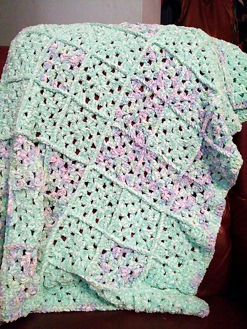 Ravelry: Granny Square Baby Afghan pattern by Becky Weidner