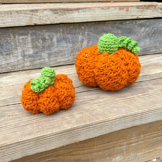 Ravelry: Textured Pumpkins pattern by Kylee Keller
