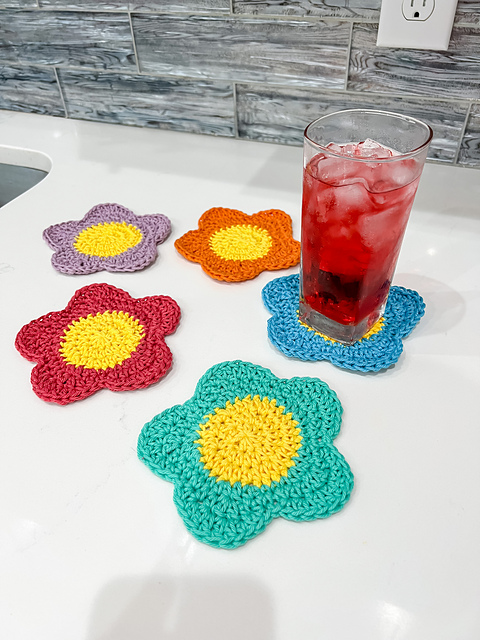 Ravelry: Easy Daisy Flower Coasters pattern by Kylee Keller