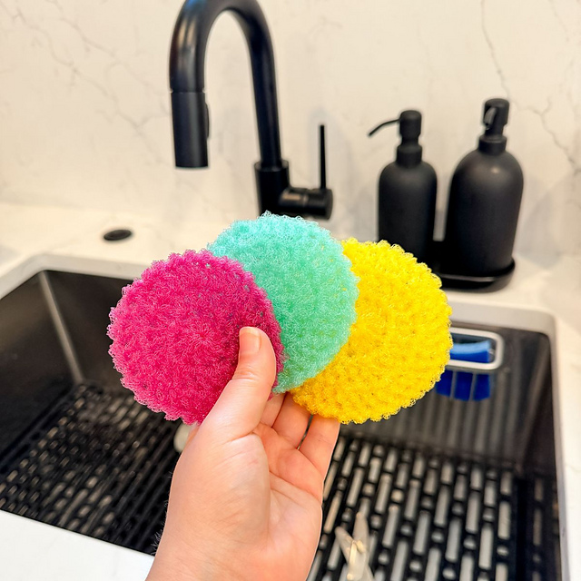 Ravelry: Easy Dish Scrubber pattern by Kylee Keller