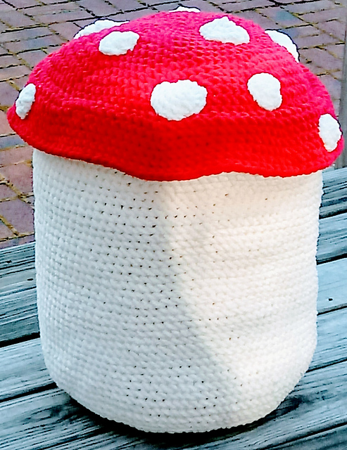 Ravelry: ToadStool pattern by Kristen Lewis