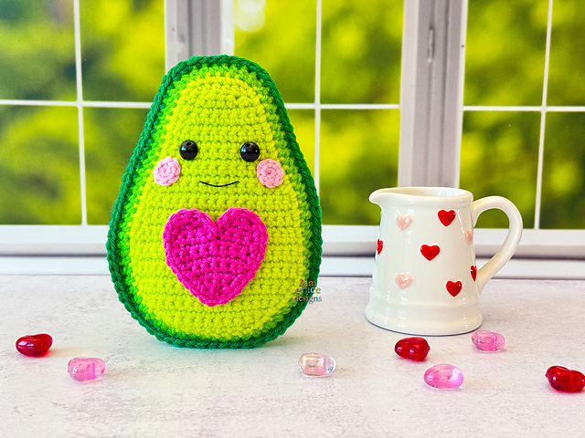 Ravelry: Mini Avocado Kawaii Cuddler® pattern by Donna Beavers