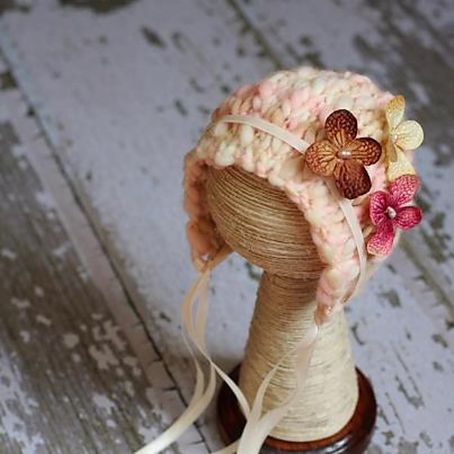 Ravelry: Chunky Thick Thin Bonnet pattern by Angie Hartley