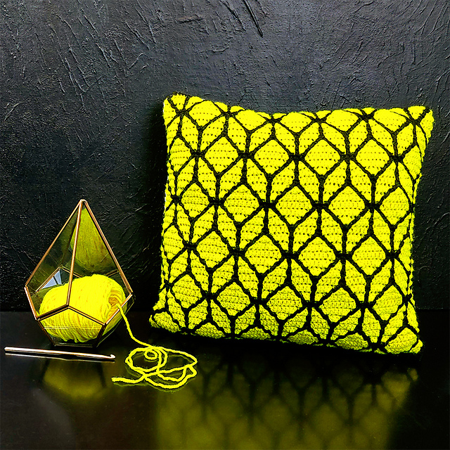 Ravelry: Cubed pattern by Alexis Sixel