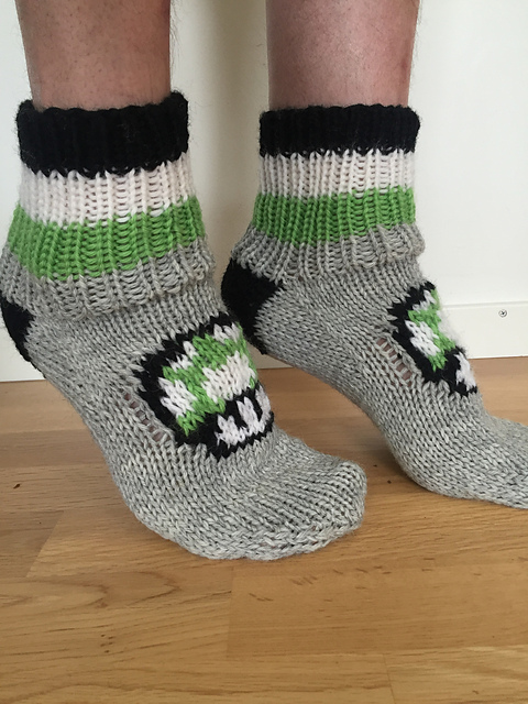 Ravelry: 8-bit mushroom socks pattern by 8-Bit Knit Nerd
