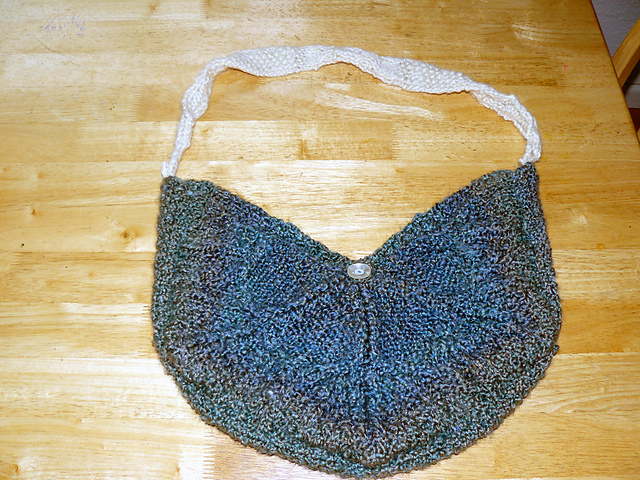 Ravelry: Handle for Brea Bag pattern by Jessamyn Leigh