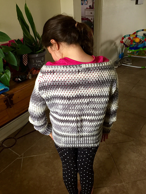 Ravelry: ACountryYarn's Julia Pullover