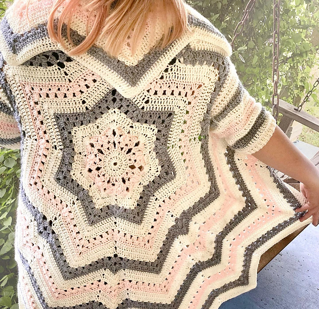 Ravelry: ACountryYarn's 6-Day Supernova Cardigan