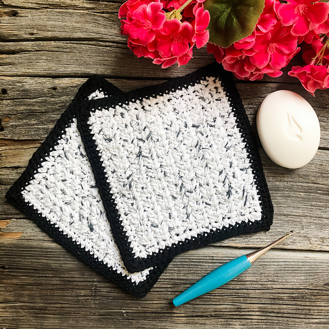 Ravelry: Luxstone Wash Cloth pattern by Danielle Arseniuk