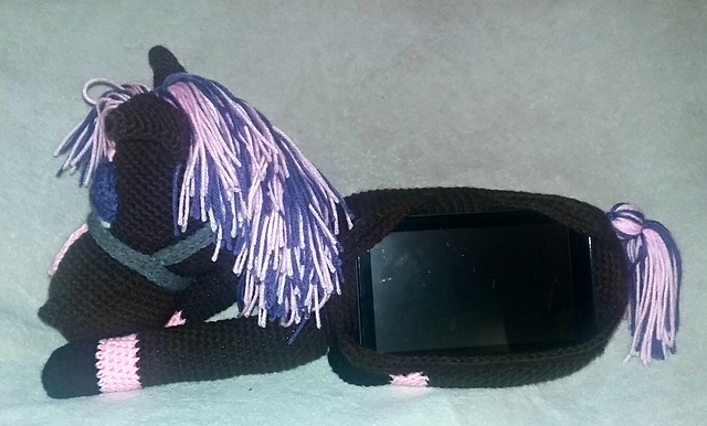 Ravelry: Horse Tablet Pillow pattern by Michelle Moore