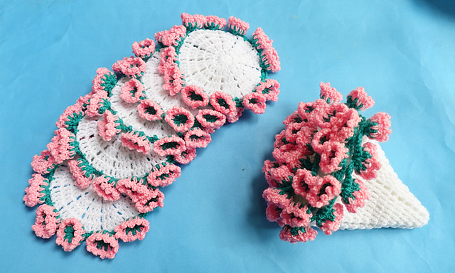 Ravelry: Flower Bouquet Coaster pattern by AamraGul