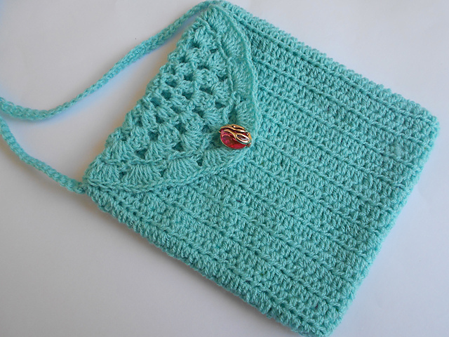 Ravelry: Small Cute Purse pattern by AamraGul