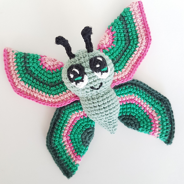 Ravelry: Sommerfuglen Zarah pattern by Anne Bank Nielsen