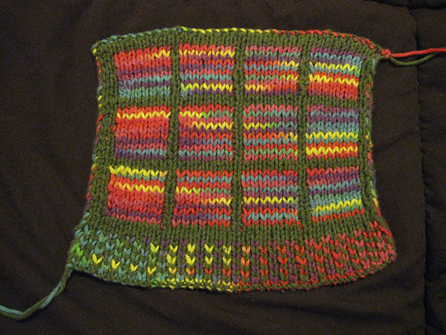 Ravelry: Jacquard Double Knit Potholder pattern by oftroy