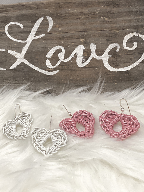 Ravelry: SASSy Sweetheart Earrings pattern by Angie Dooley