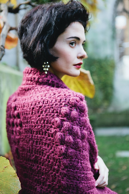 Ravelry: Cocoon Wrap pattern by Simone Francis