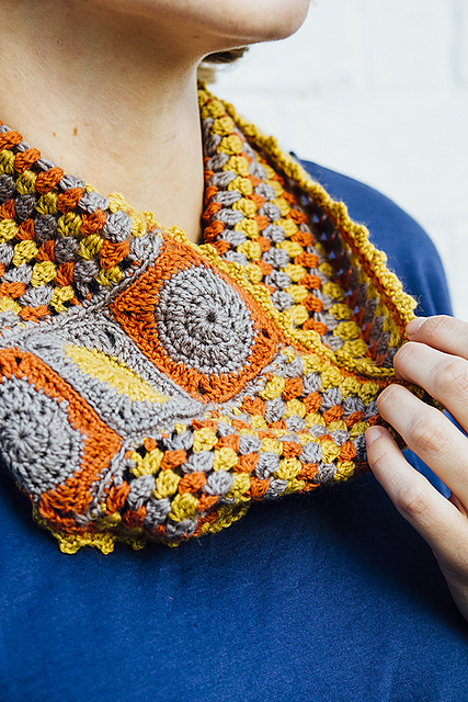 Ravelry: Linoleum Cowl pattern by Tracey Todhunter