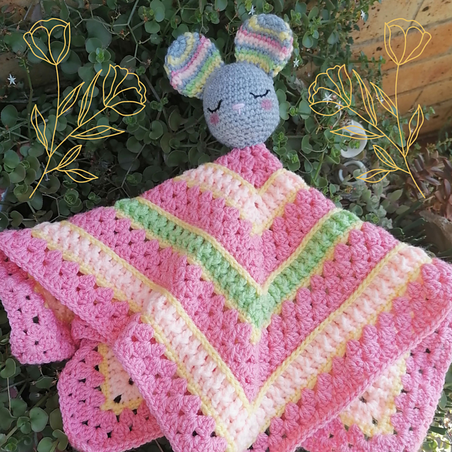 Ravelry: Dreamy Mouse Lovey pattern by Aileen Van der Berg