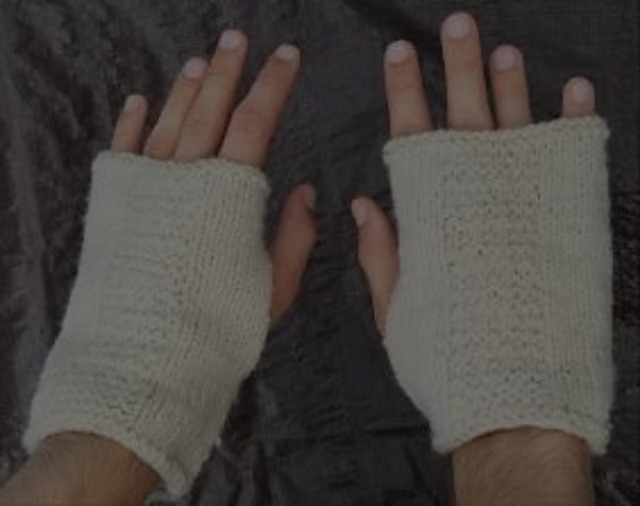Ravelry: Everyday Plus Fingerless Gloves pattern by AKFF Designs
