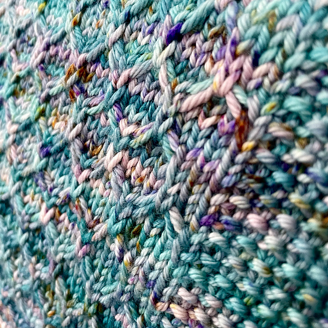 Ravelry: ephyna's Llyr Baby Blanket