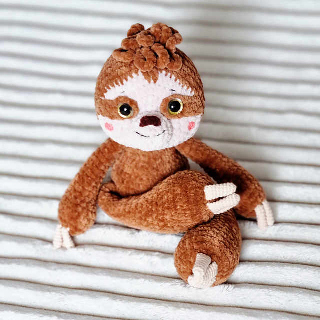 Ravelry: Plush SLOTH pattern by Alena Komartcova