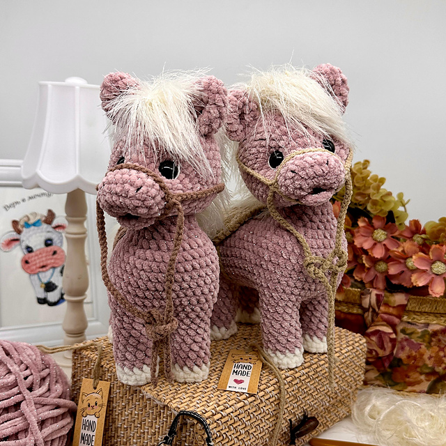 Ravelry: Sparkle horse pattern by Alena Titova