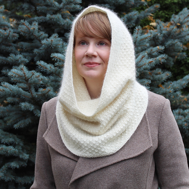 Ravelry: The Blizzard Cowl pattern by cold comfort knits