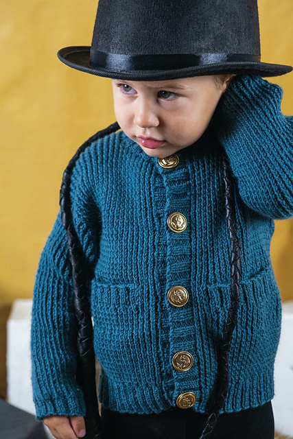 Ravelry: Mr Loyal pattern by Alice Hammer