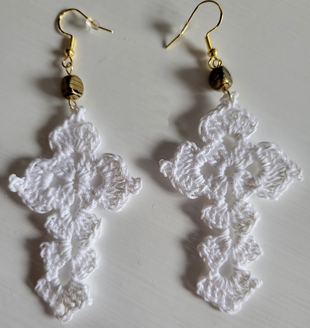 Ravelry: Cross Earrings pattern by Alice Terrell