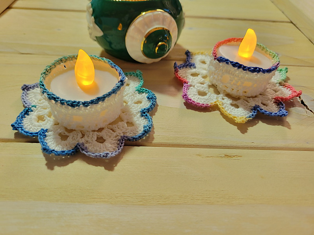 Ravelry: Tealight Holder pattern by Alice Terrell
