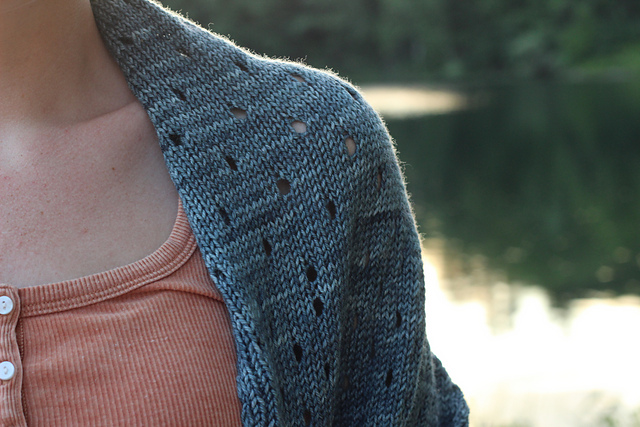 Ravelry: Campside Wrap pattern by Alicia Plummer