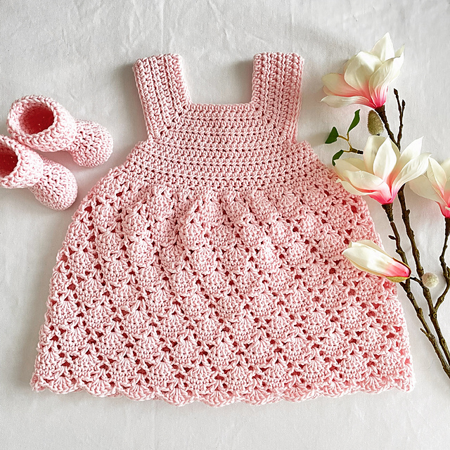 Ravelry: Baby dress Annabelle pattern by Frisian Knitting