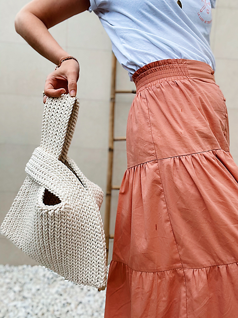 Ravelry: Bali Bag pattern by Ali Maravillas