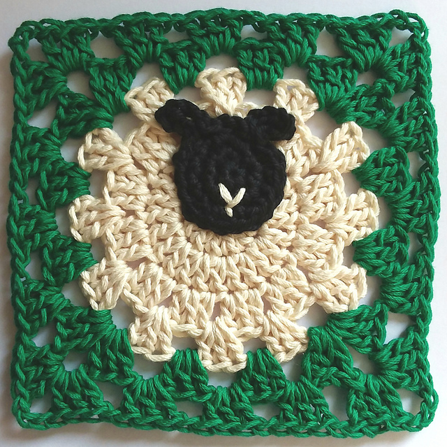 Ravelry: Sheep Granny Square pattern by Alison Holloway
