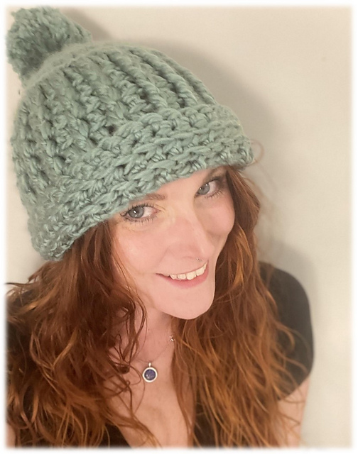 Ravelry: The Ridge Beanie pattern by Alison Pickard