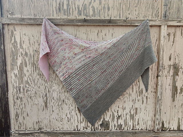 Ravelry: Reverie pattern by Alicia DeHart