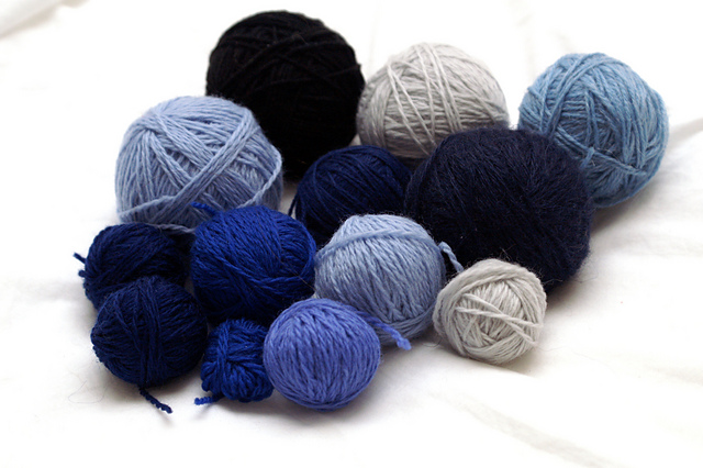 Ravelry: HarvestedHues' Rod's Christmas Mittens