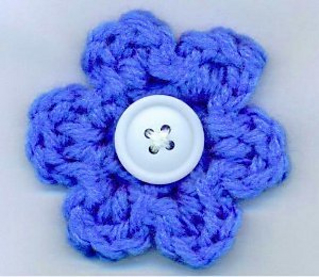 Ravelry: 5-Minute Flower pattern by Kimberly Crowther