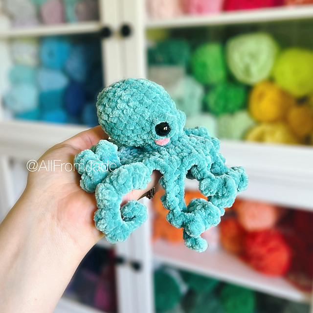 Ravelry: Paula the Octopus pattern by Jade Gauthier-Boutin