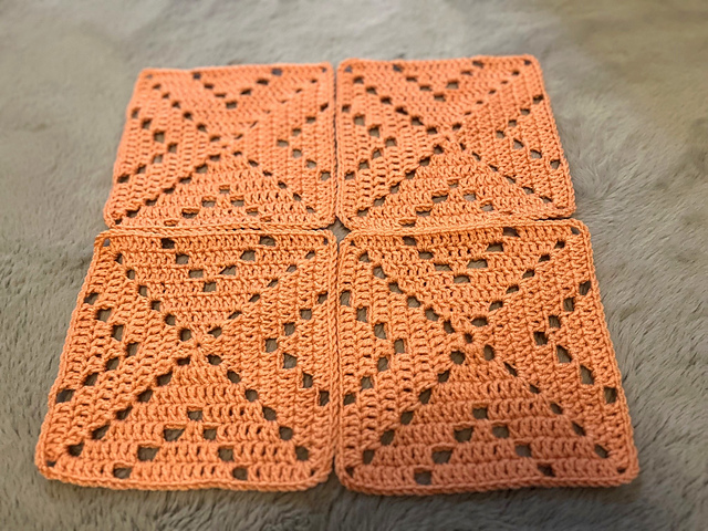Ravelry: Filet Diamond Granny Square pattern by Alla Bella