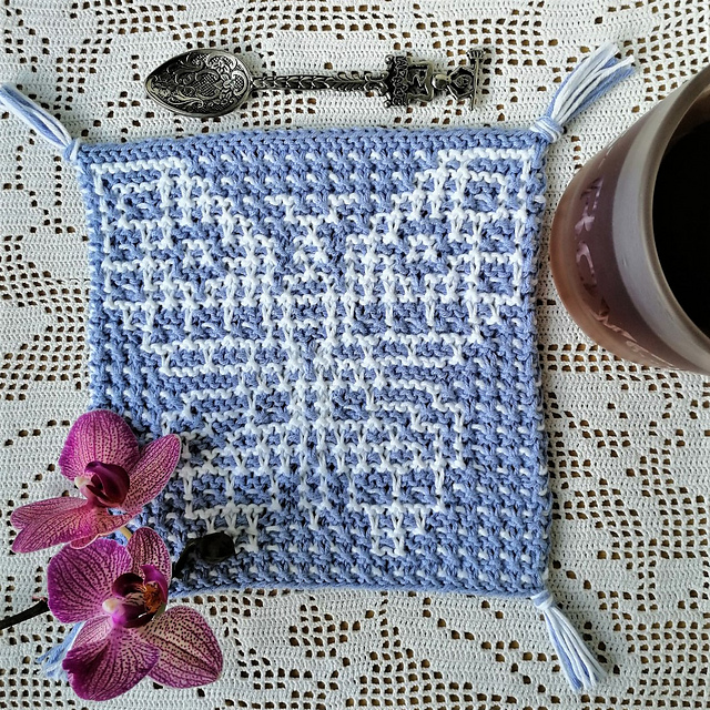 Ravelry: Flutterby pattern by Arella Seaton