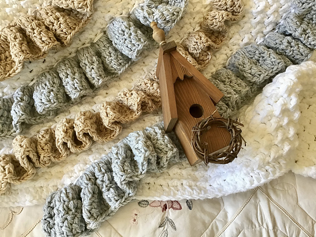 Ravelry: The Canterbury Baby Blanket pattern by Marie Perry