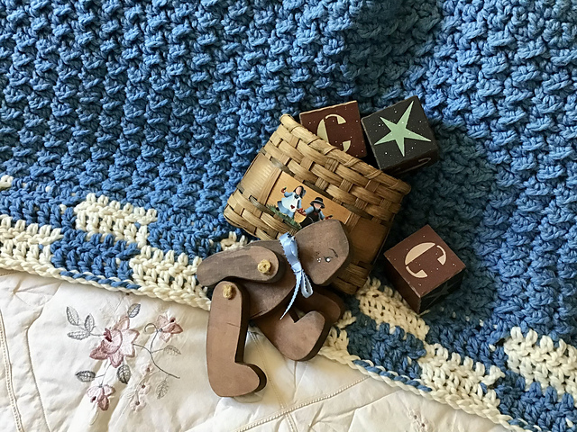 Ravelry: The Sherwood Baby Blanket pattern by Marie Perry