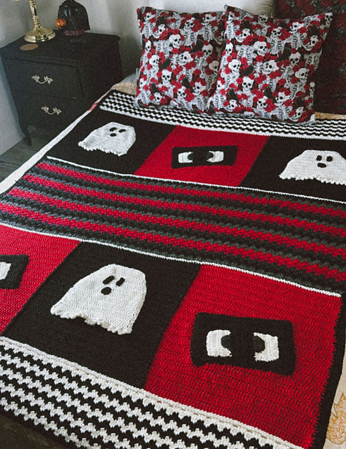 Ravelry: Haunted Video Store Blanket pattern by Alt Knots