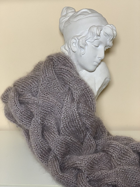 Ravelry: Twisted Path Scarf pattern by KnitHit Designs