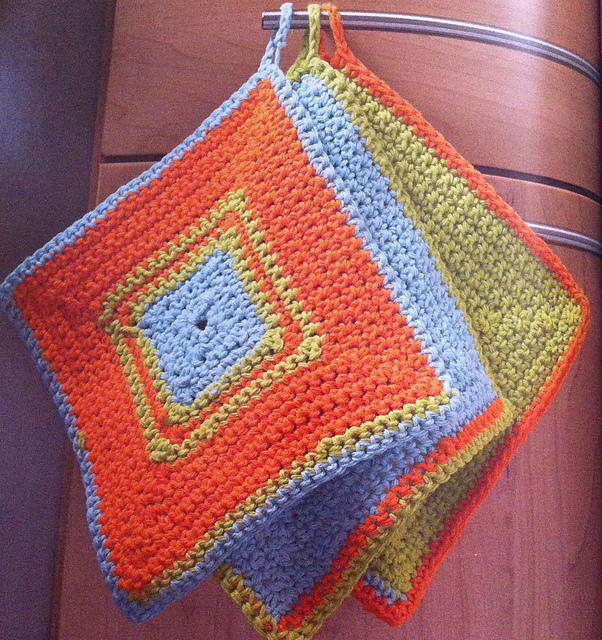 Ravelry: Nested Squares Dishcloths pattern by Ellen Gormley