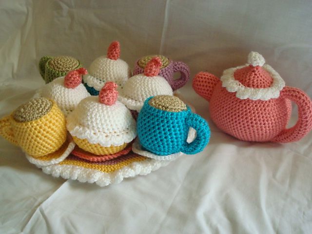 Ravelry: Darling Tea Set pattern by Amanda Jaeger
