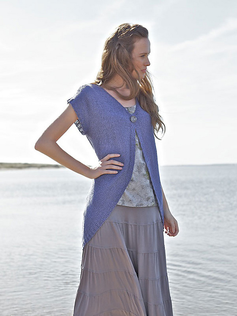 Ravelry: Foehn pattern by Norah Gaughan