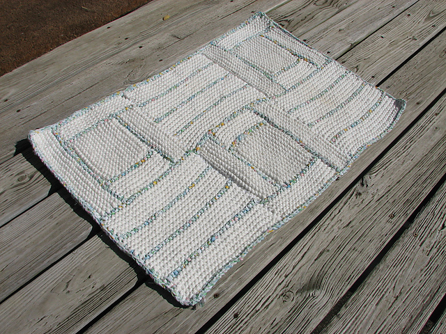 Ravelry: Tailgate Rag Rug pattern by Kay Gardiner and Ann Shayne